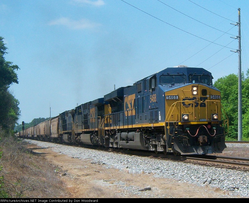 CSX 5468 at Wyvern